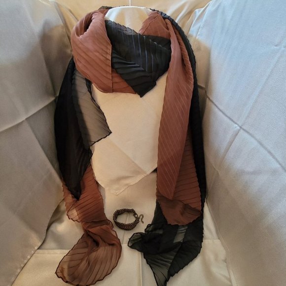 Charming Charlie | Accessories | Charming Charlie Scarf And Trends Gal ...